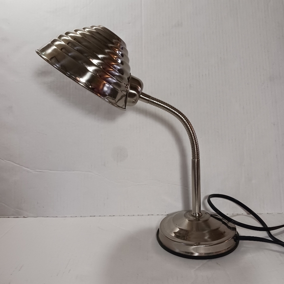 Other | Vintage Silver Chrome Adjustable Goose Neck Desktop Lamp Mid ...